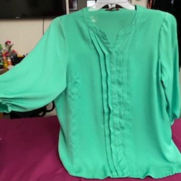 212 Collection | Tops | 22 Collection Blouse | Poshmark